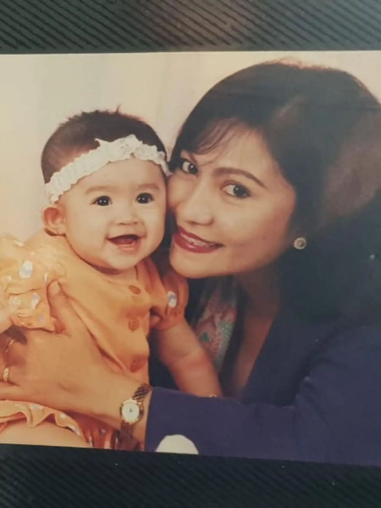 Genap 26 Tahun, Ini 7 Potret Masa Kecil Febby Rastanty yang ...