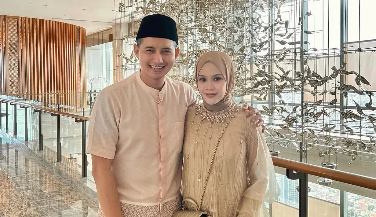 Potret Baby Bump Dea Sahirah Istri Chand Kelvin, Menanti Bahagia ...