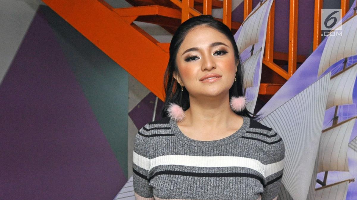 Marshanda Ungkap Sosok Pria yang Sering Bersamanya