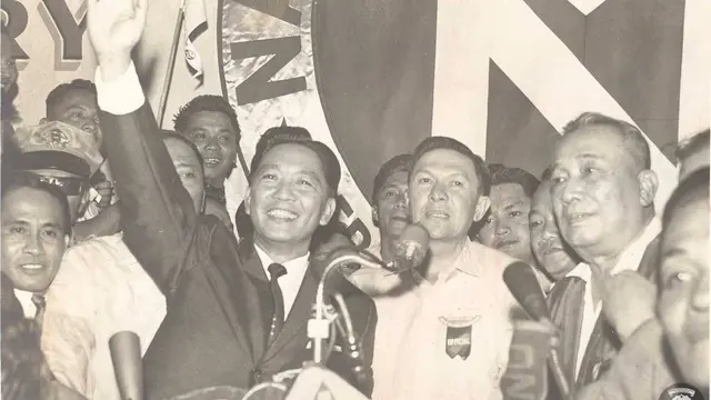 30 Desember 1965: Diktator Ferdinand Marcos Dilantik Jadi Presiden ...