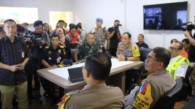 Kapolda Metro Pantau Arus Mudik di Bandara Soetta - Islami Liputan6.com