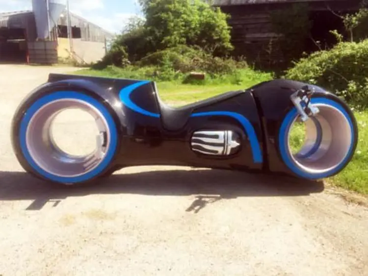 Tron Bike Dijual, Harga Sama dengan Dua Ninja H2 - Galeri Otosia.com