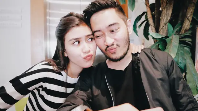 6 Potret Lawas Masa Pacaran Syahnaz dan Jeje, Video Lama Akui Belum ...