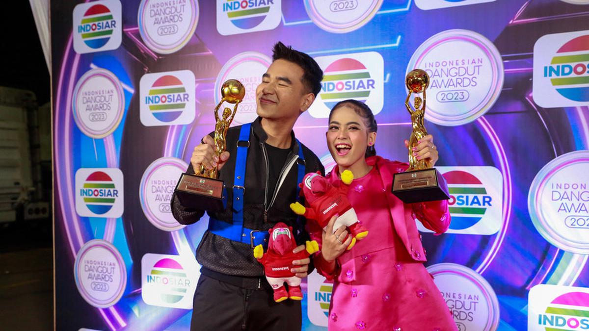Potret Para Peraih Piala Penghargaan Indonesian Dangdut Awards 2023 Indosiar - Photo Fimela.com