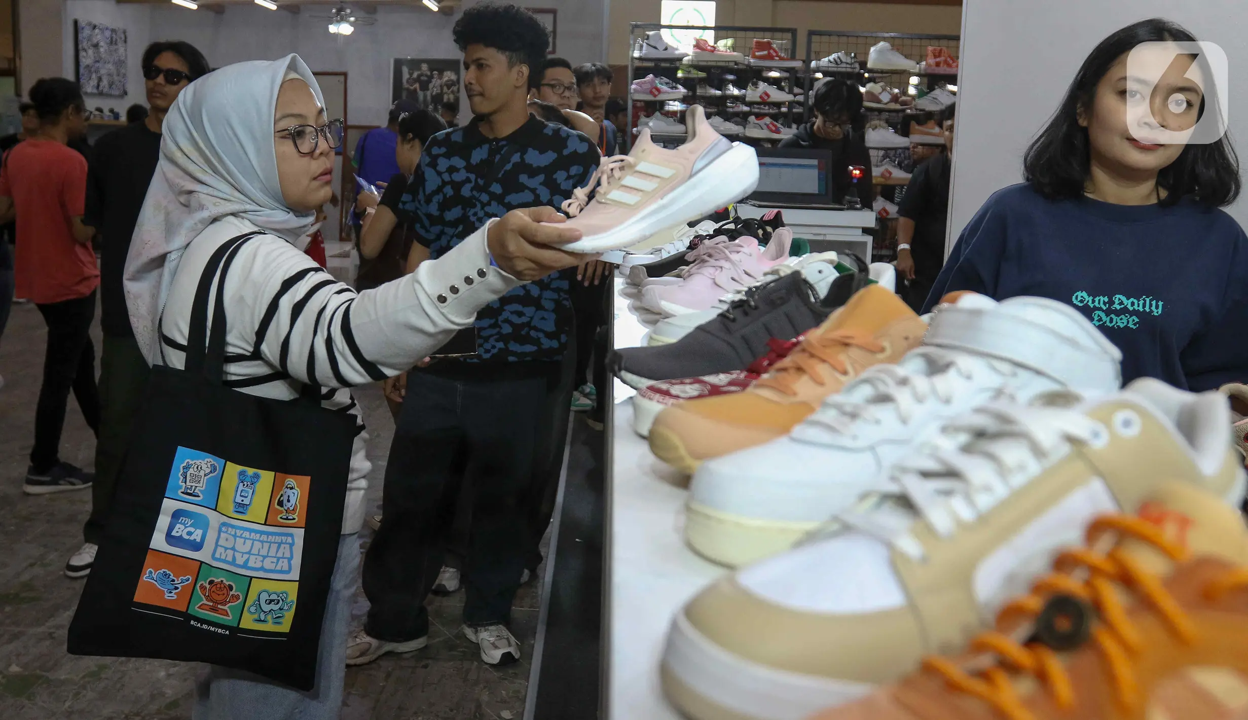 Jakarta Sneakers Day 2024 Manjakan Para Pecinta Sepatu - Foto Liputan6.com