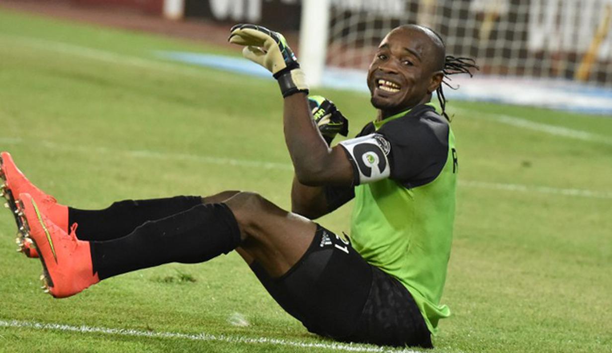 [SPORTAINMENT] 6 Kiper Tangguh yang Mencuri Perhatian Dunia - Foto ...