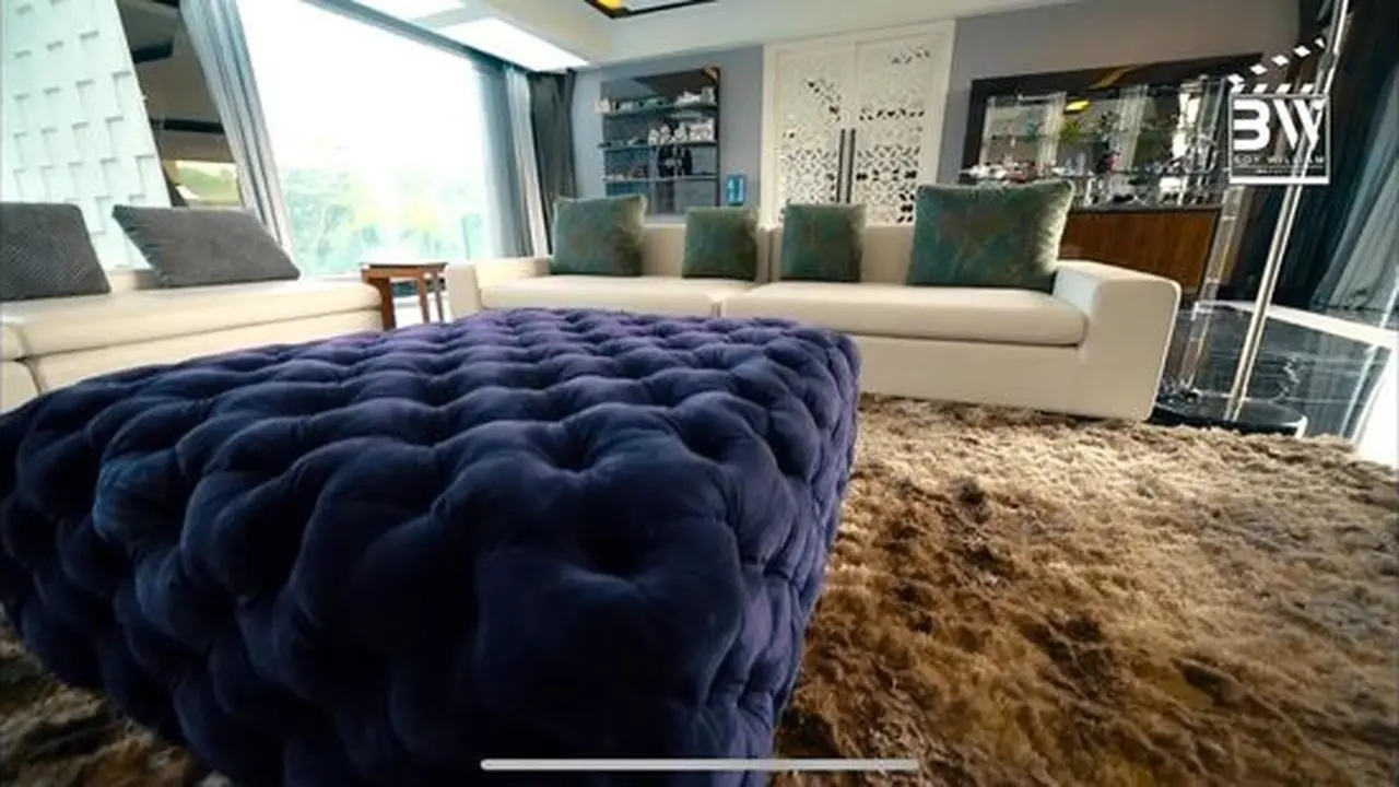 10 Potret Boy William Main ke Rumah Mewah Konglomerat Fransen Susanto ...