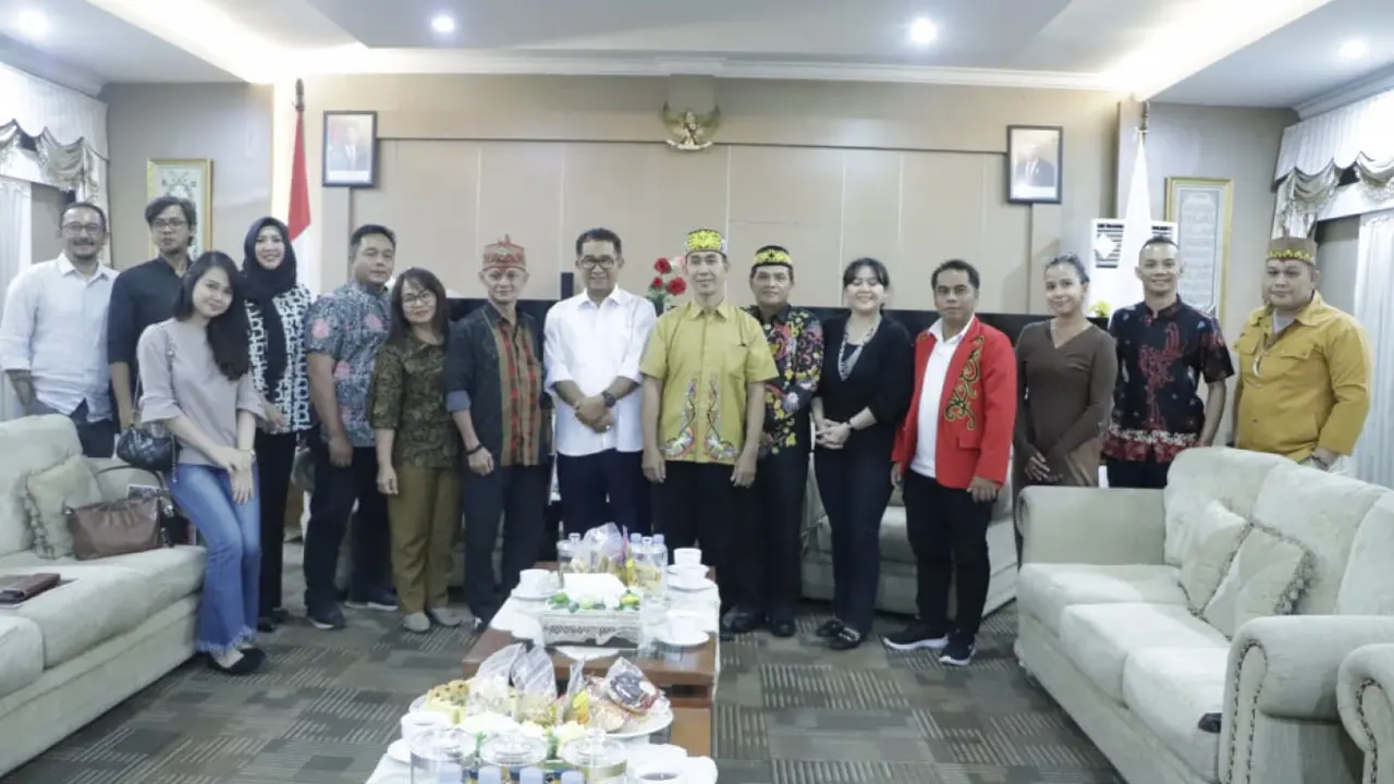 Project Film Dayak Kaltim Dibintangi Aktor Kawakan, Akmal Malik Beri Dukungan Penuh - News ...