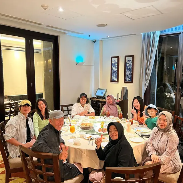 Potret Kedekatan 6 Artis Bareng Orang Tua Pacarnya, Calon Mertua Idaman - Hot Liputan6.com