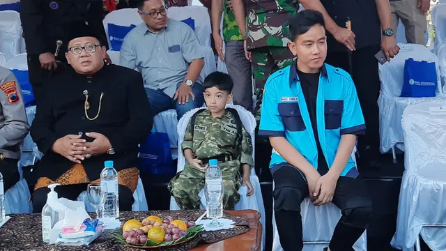 Gibran dan Yenny Wahid Saling Ledek, Bermula dari Cosplay Jadi Tukang ...