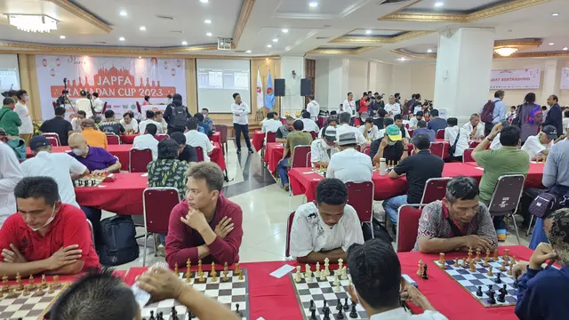 Turnamen Catur Ramadhan Cup 2023 Diikuti 387 Pecatur - Islami Liputan6.com