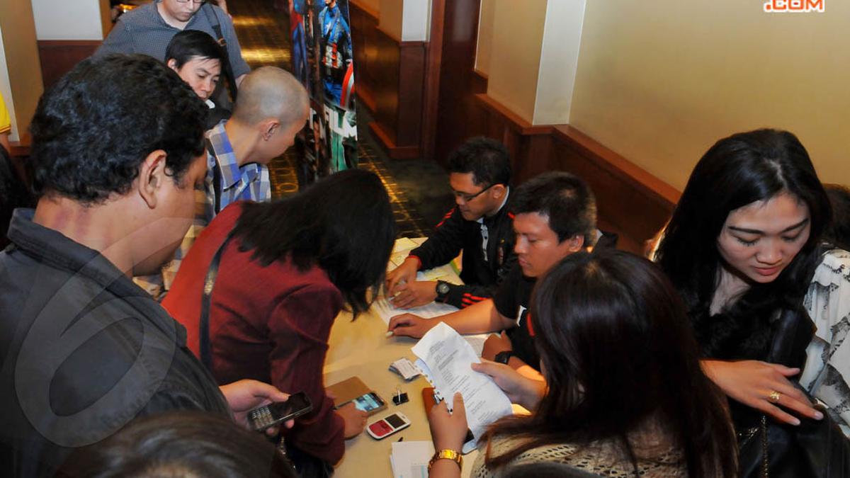 [FOTO] Keseruan Nonton Bareng Premier Film Captain America - Foto ...