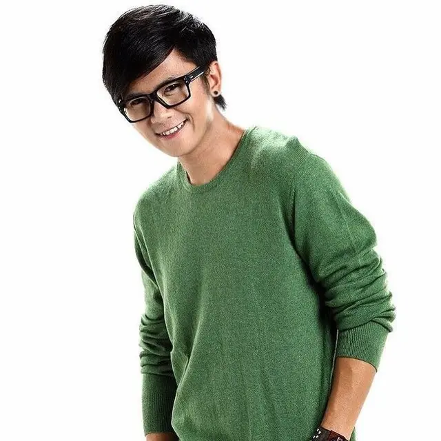 8 Potret Transformasi Rafael Tan, dari Anggota SMASH hingga Jadi Duta ...