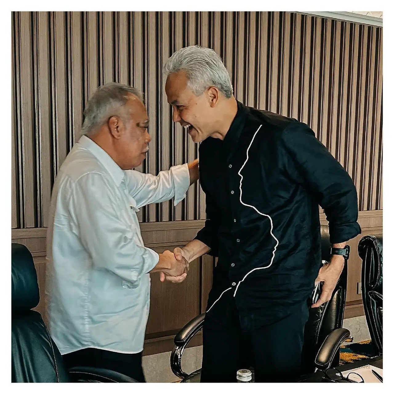 Ganjar Pranowo Pamer Foto Bareng Basuki Hadimuljono, Netizen Minta Pak ...