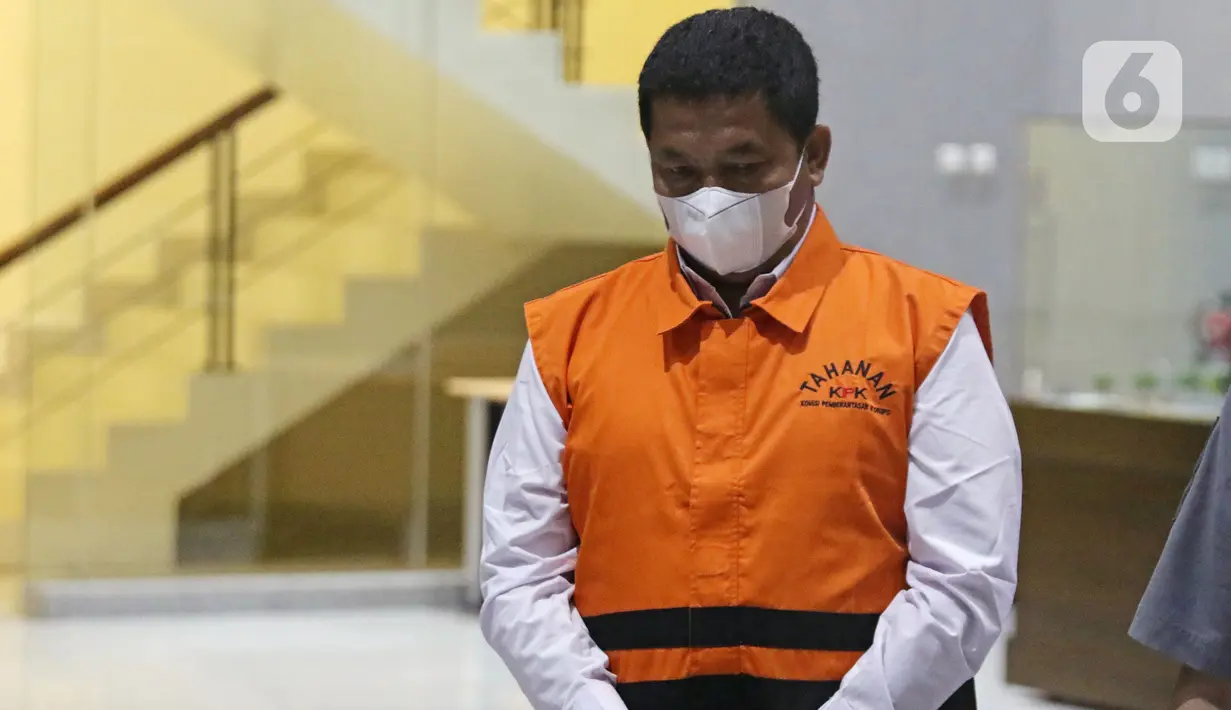 FOTO: KPK Periksa Kakak Bupati Langkat Terbit Rencana Perangin Angin - Foto Liputan6.com