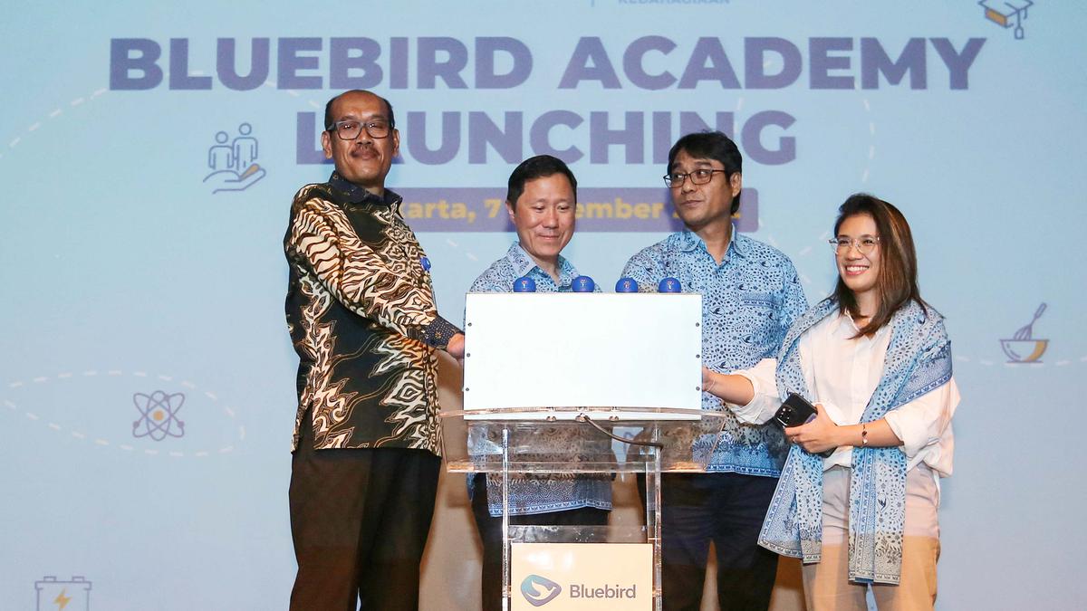Bluebird Academy, Wadah Pengembangan Diri untuk Keberlanjutan SDM yang ...