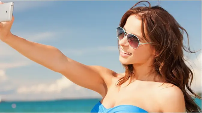 Awas, Kebanyakan Selfie Ternyata Bisa Menurunkan Fungsi Otak - Beauty ...