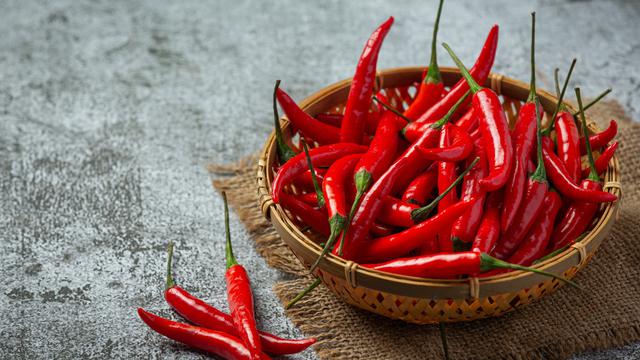 12 Manfaat Cabe untuk Kesehatan, Tak Hanya Pedas tapi Kaya Nutrisi ...