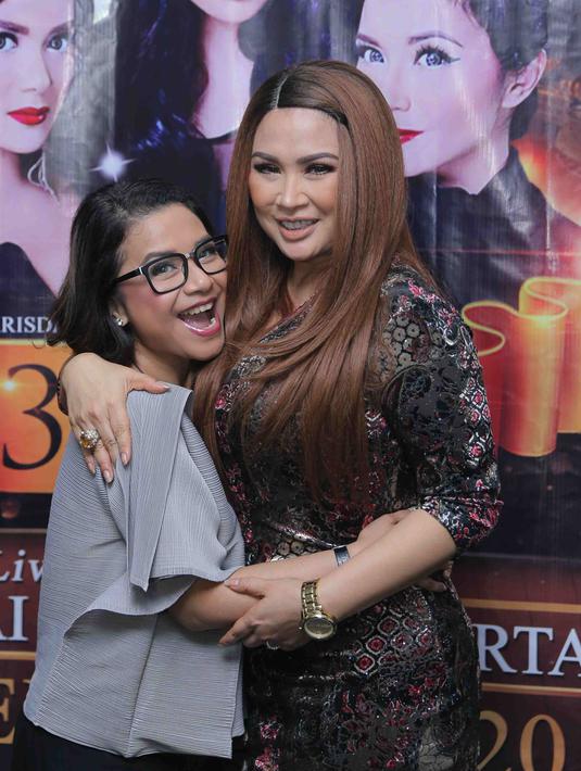 3 Diva, Curhat 'KDRT' dalam Konser - Photo Fimela.com