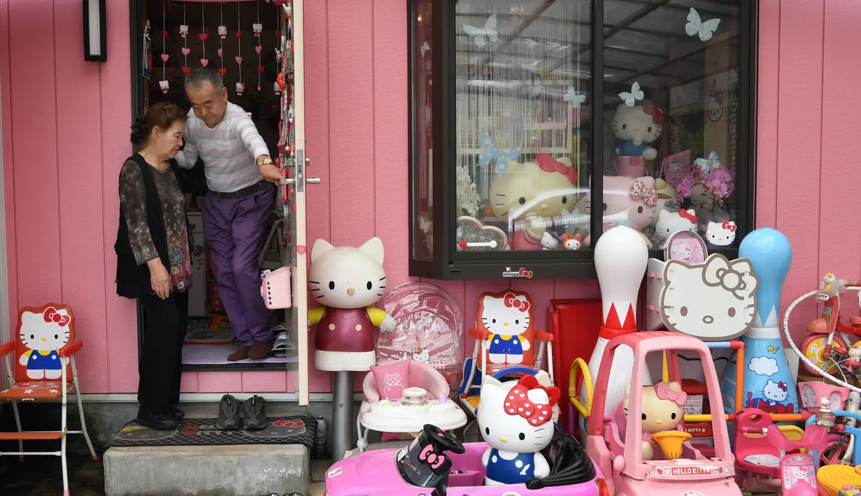 Koleksi Hello Kitty, Pensiunan Polisi ini Raih Gelar Guinness World ...