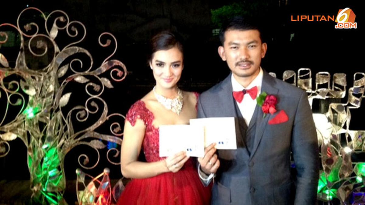Atiqah Hasiholan Bersyukur Bisa Jadi Istri Rio Dewanto - ShowBiz ...