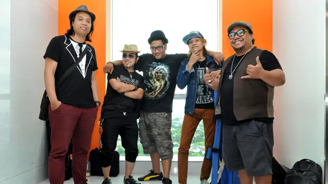 Vokalis Wongpitoe Ungkap Masa Lalunya dengan Widi Mulia - ShowBiz ...