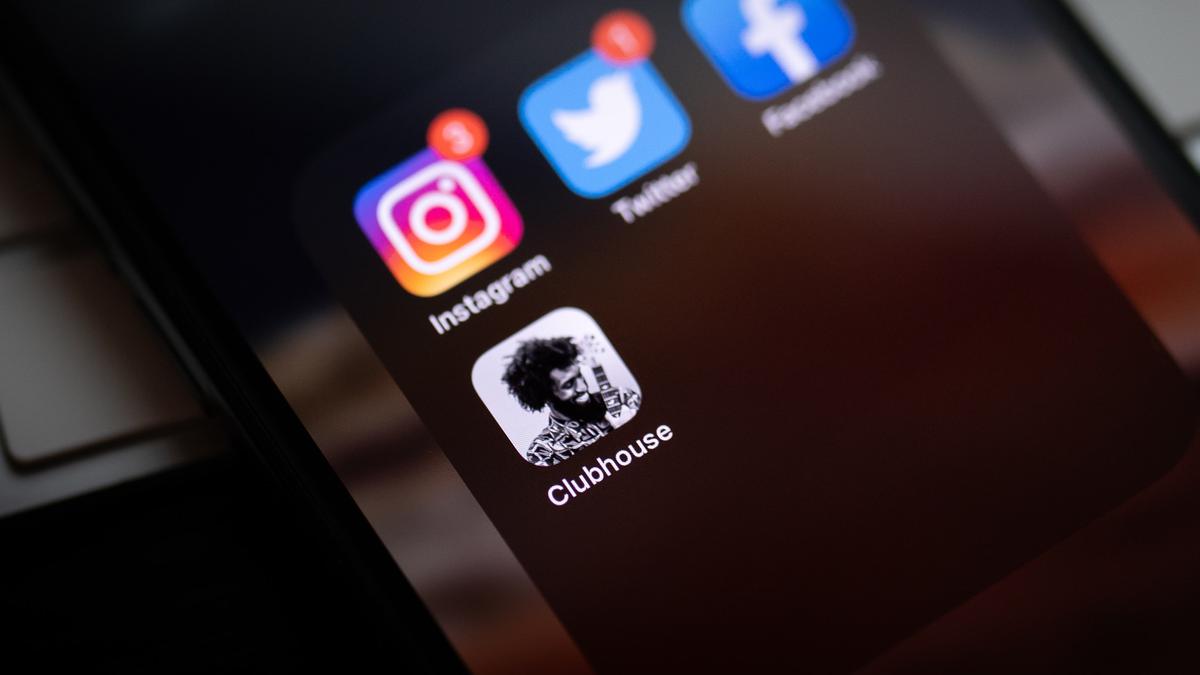 Banyak Platform Medsos Punya Fitur Streaming Audio, Clubhouse: Tidak ...