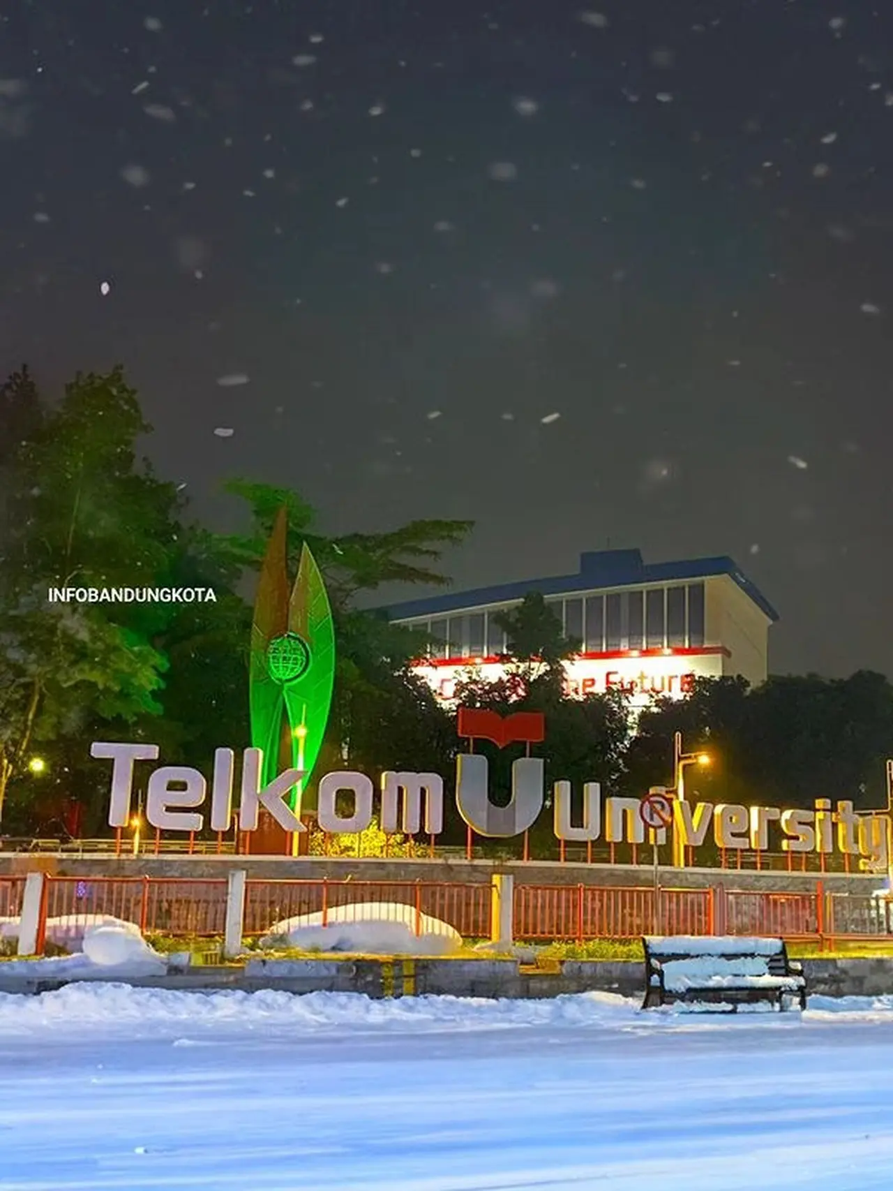 Suhu Capai 15 Derajat Celsius, Ini 6 Potret Editan Foto Bandung ...