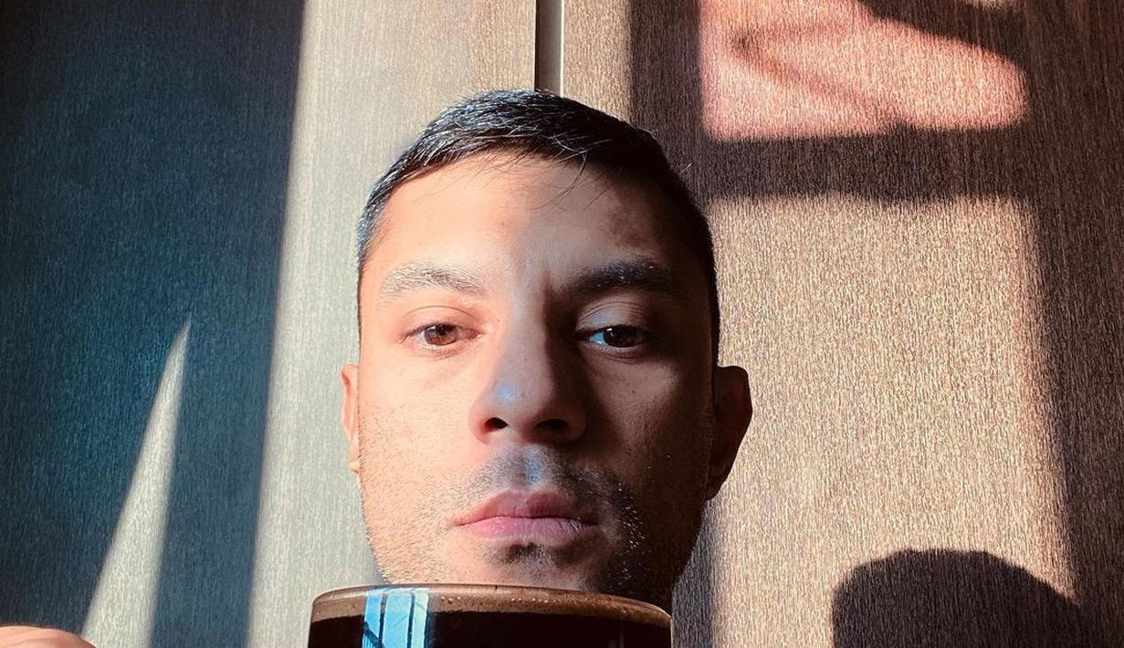 Pesona Didi Riyadi, Drummer Ganteng yang Makin Tua Makin Kece