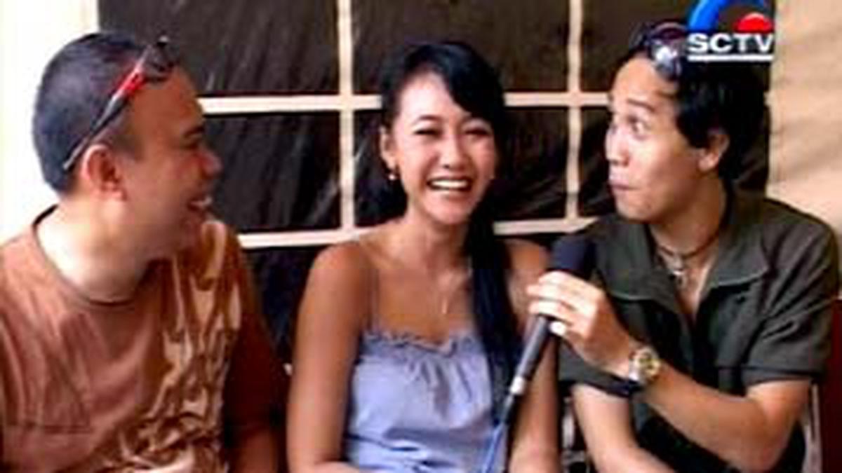 Edwin-Rheina-Farid, Trio MC Kocak - ShowBiz Liputan6.com