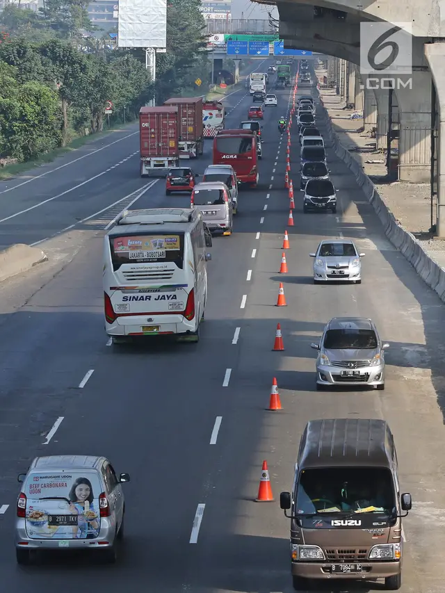 Libur Tahun Baru Islam, Contraflow Diberlakukan di Tol Jakarta-Cikampek - News Liputan6.com