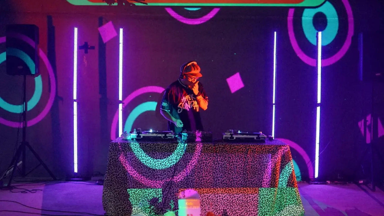 Fenomena Compound Space di Jakarta, Jadi Wadah Pertemuan Musisi dan ...