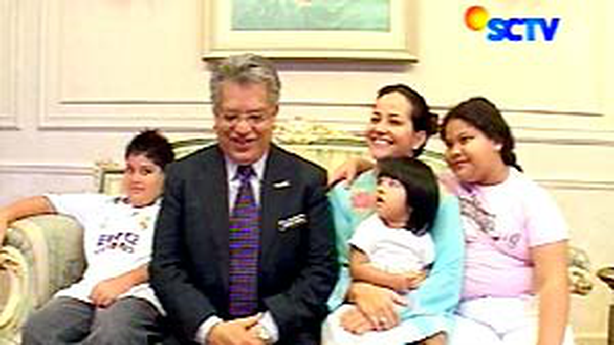 Enny Beatrice, Istri Menteri Pelancongan Malaysia - ShowBiz Liputan6.com