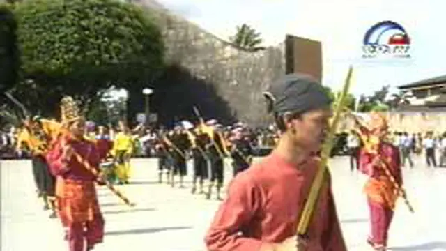 Kegagahan Laskar Tradisional Tampil di TMII - News Liputan6.com