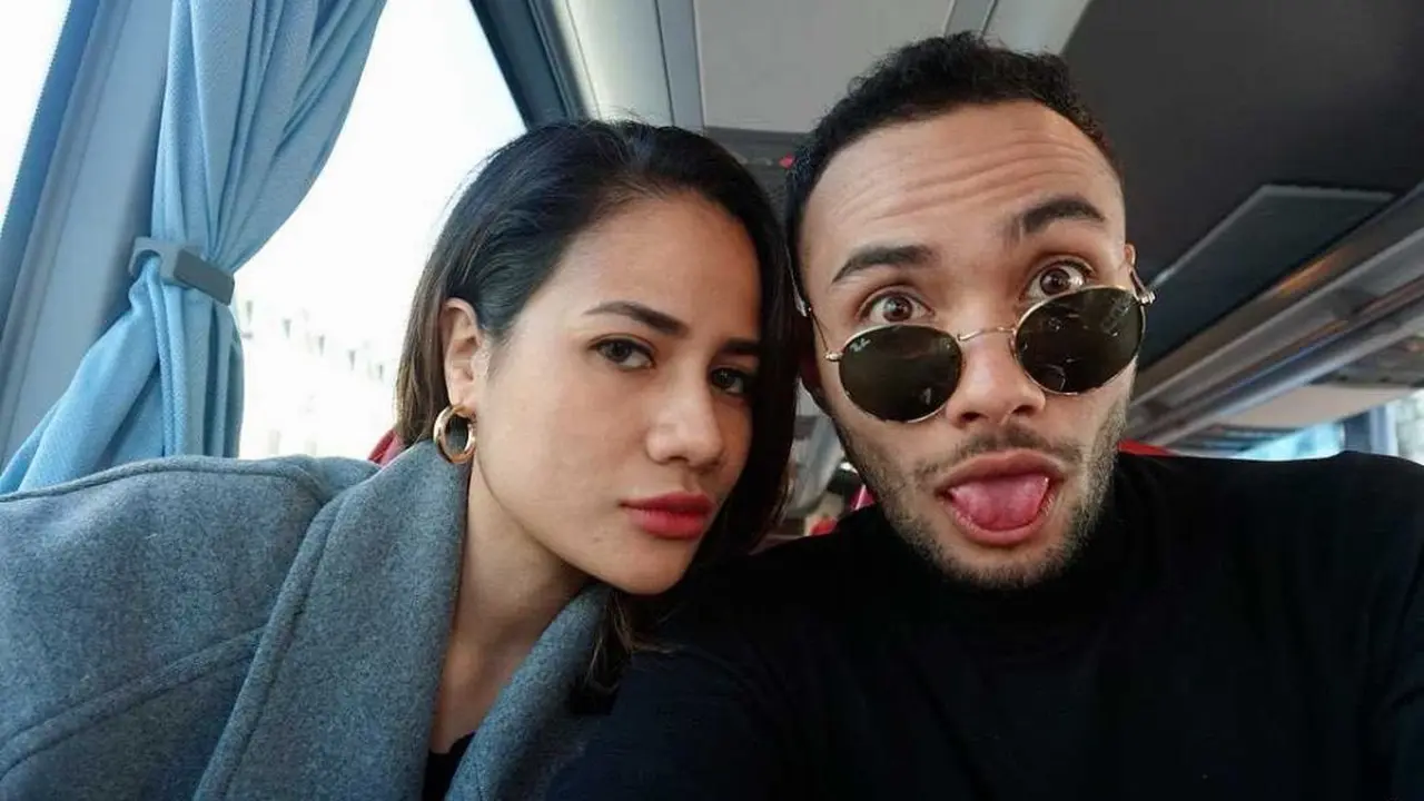 6 Potret Refal Hady Bareng Sang Kakak Lisa Alhady, Sering Dikira Suami ...