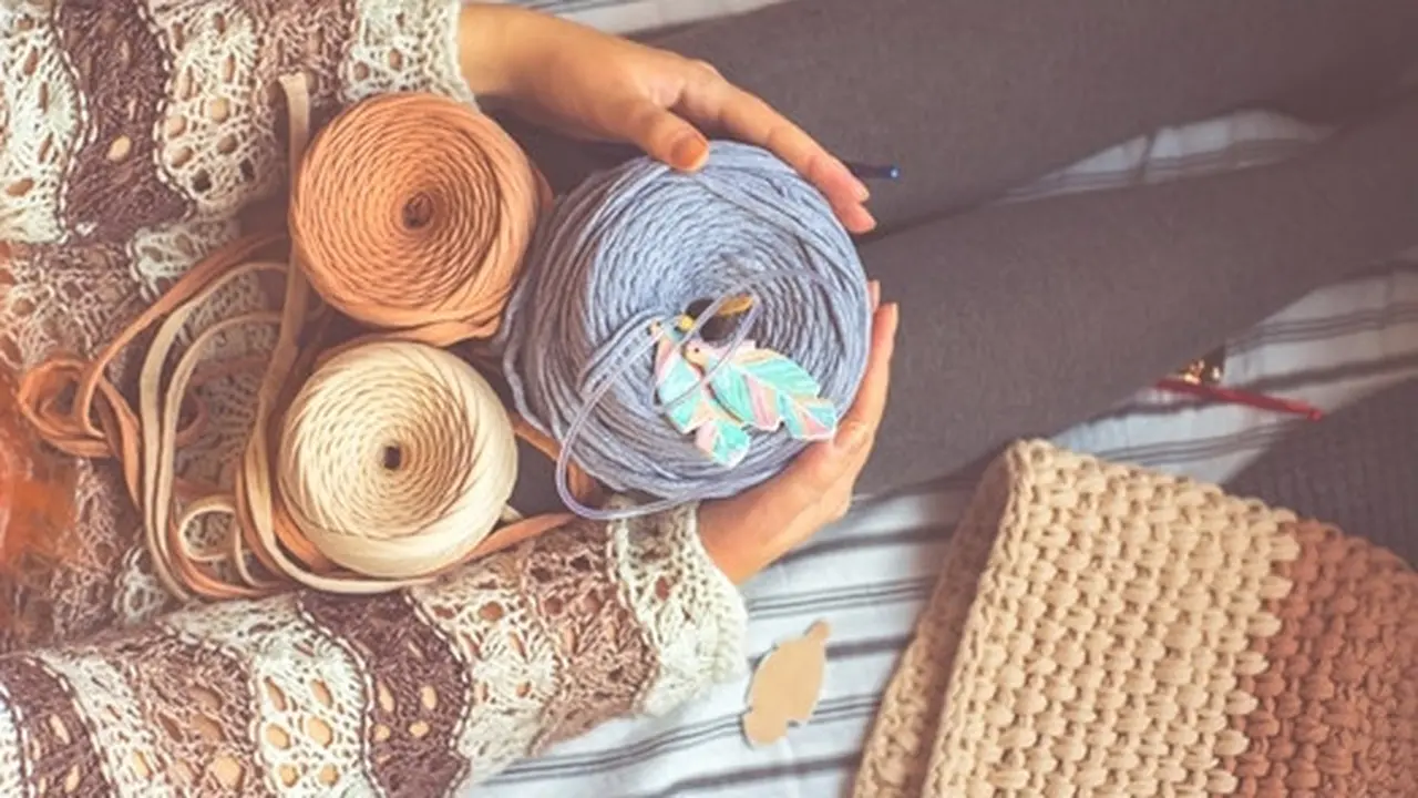 5 Cara Merajut Tas yang Unik dan Menarik, Mudah Dicoba Bagi Pemula ...