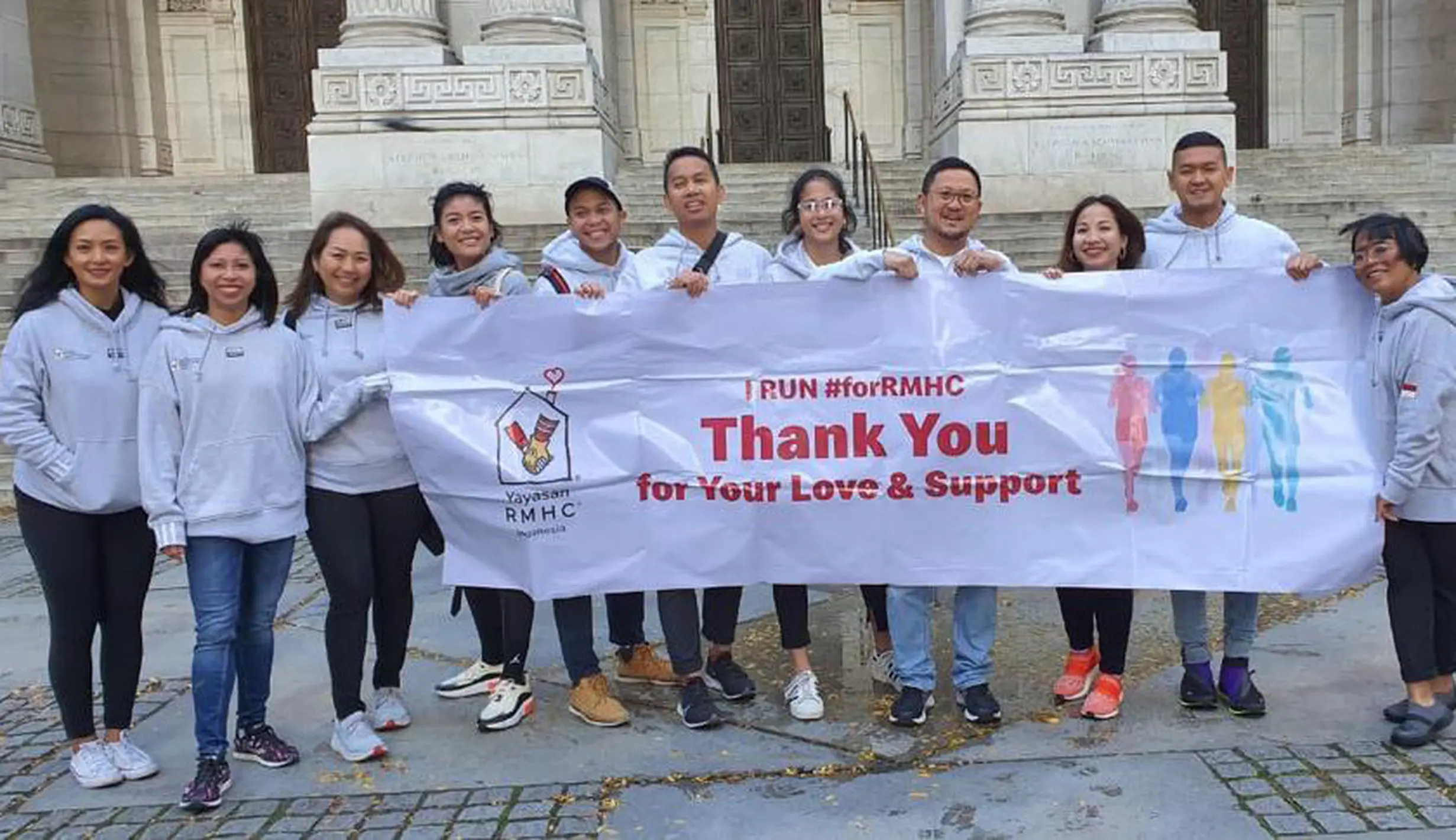 FOTO: 11 Pelari Team RMHC Indonesia Berpartisipasi di New York Marathon ...