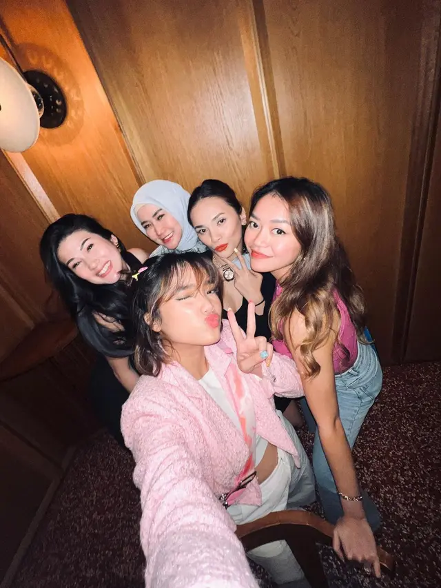 8 Potret Persahabatan Stevie Agnecya dan Marissya Icha, Ungkap Kondisi ...