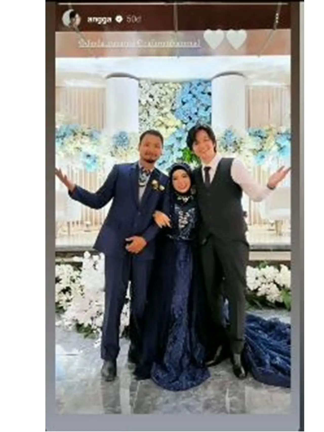 6 Potret Angga Yunanda di Rangkaian Pernikahan Kakak, Ikut Tradisi di ...