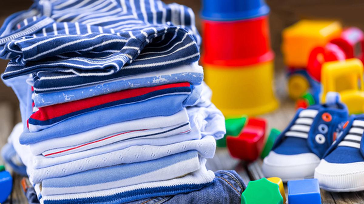 Tips Cerdas Memilih Baju untuk Si Kecil - Fashion Fimela.com