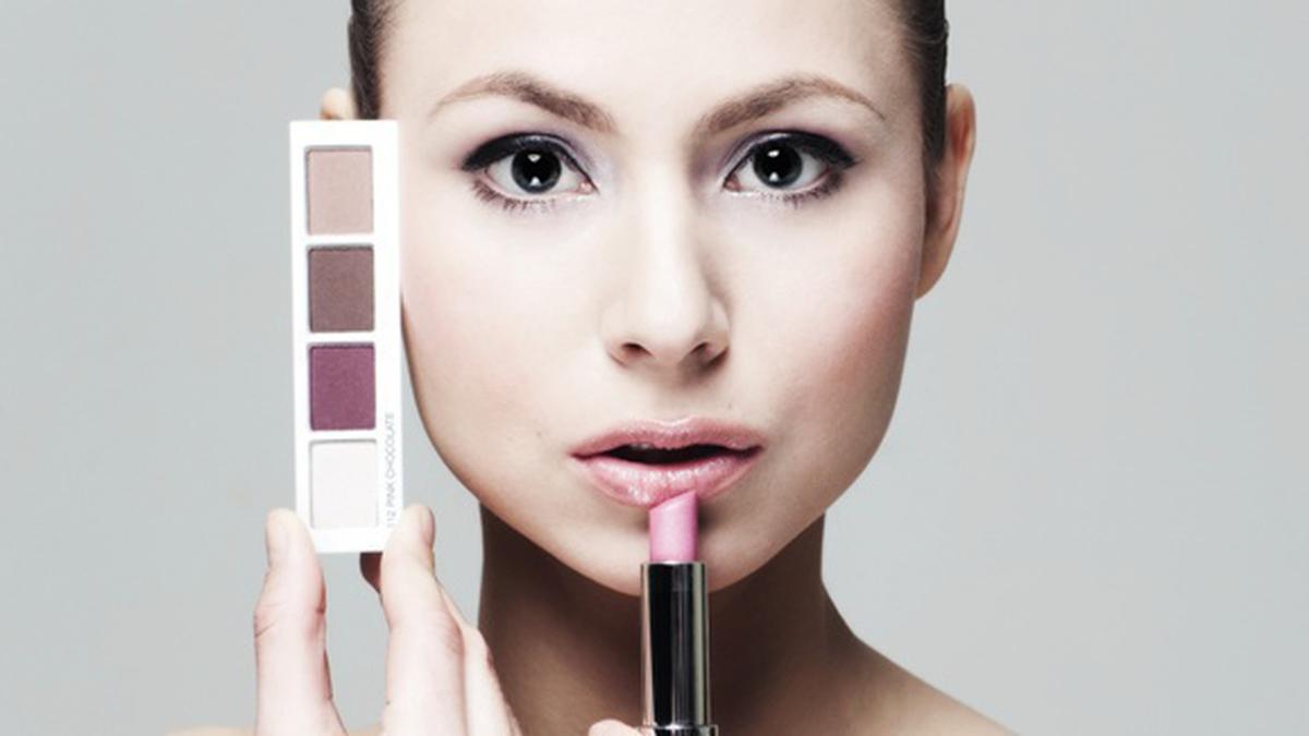 Tips Bikin Bibir Lebih Penuh dan Seksi Untuk Si Bibir Tipis - Beauty ...