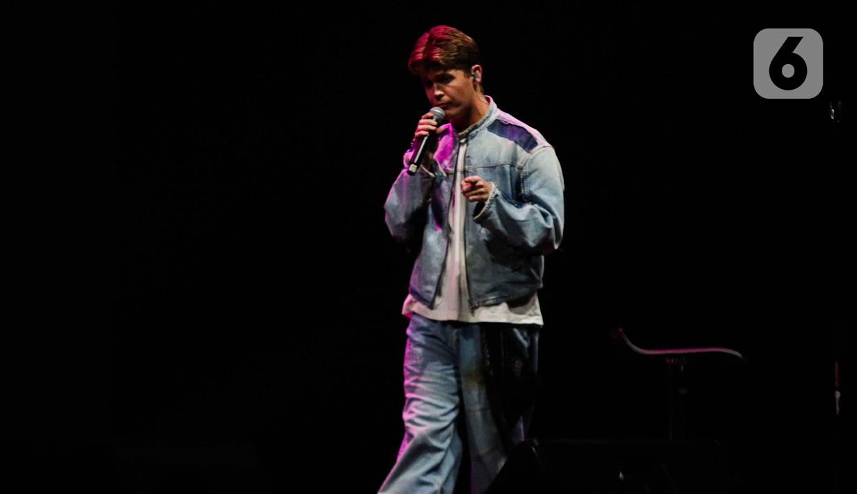 Tampil Perdana di Jakarta, Jamie Miller Bikin Galau Penonton The Sounds ...