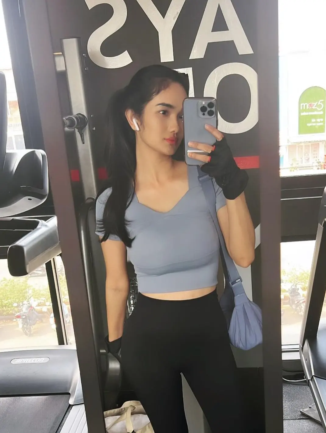 Sederet Potret Faby Marcelia Pamer Body Goals, Mama Muda yang Bikin Iri