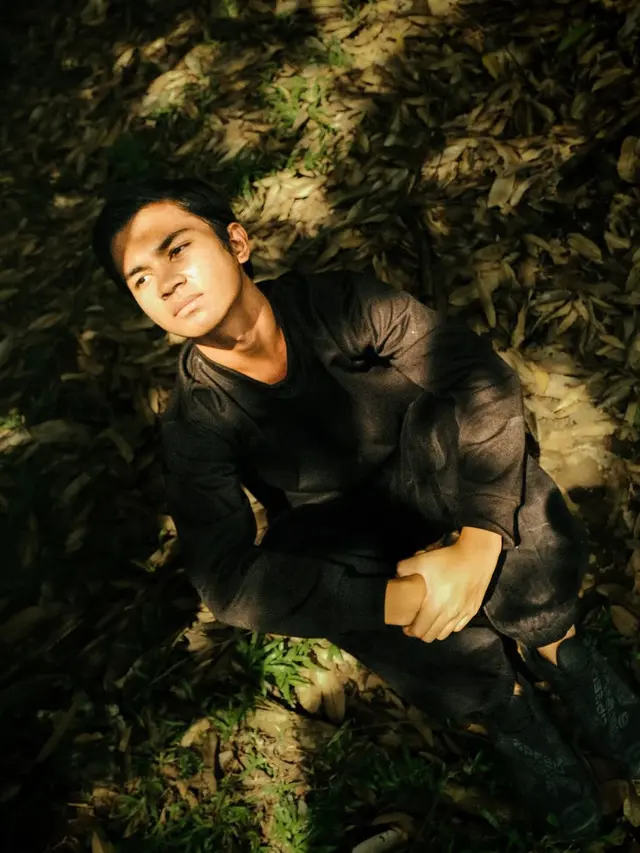 6 Fakta Muzakki Ramdhan Main Film Waktu Maghrib 2: Gaya Rambut Jamet ...