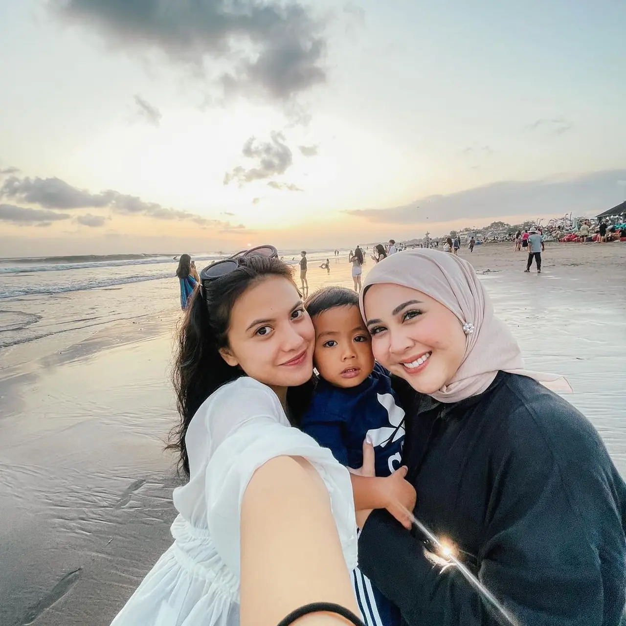 6 Potret Marsha Aruan Bareng Buah Hati Artis, Dekat dengan Anak Kecil ...