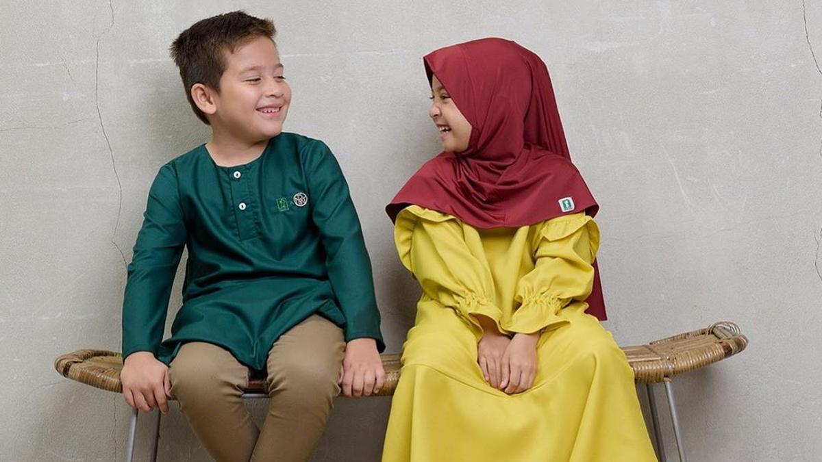 Bergaya dengan Busana Muslim Santun Ala Animasi Anak Nussa dari ...
