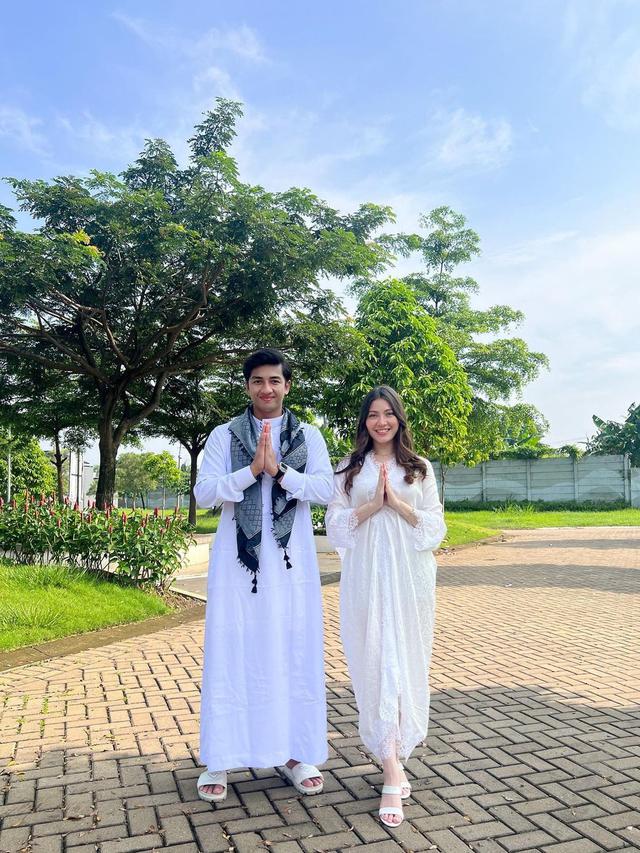 Tampil Serasi, Ini 7 Potret Harris Vriza dan Haviza Devi Anjani Pakai ...