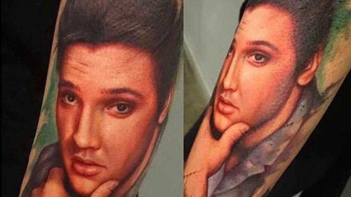 10 Potret Fans Nekat Buat Tato Wajah Artis Favorit di Tubuhnya ...