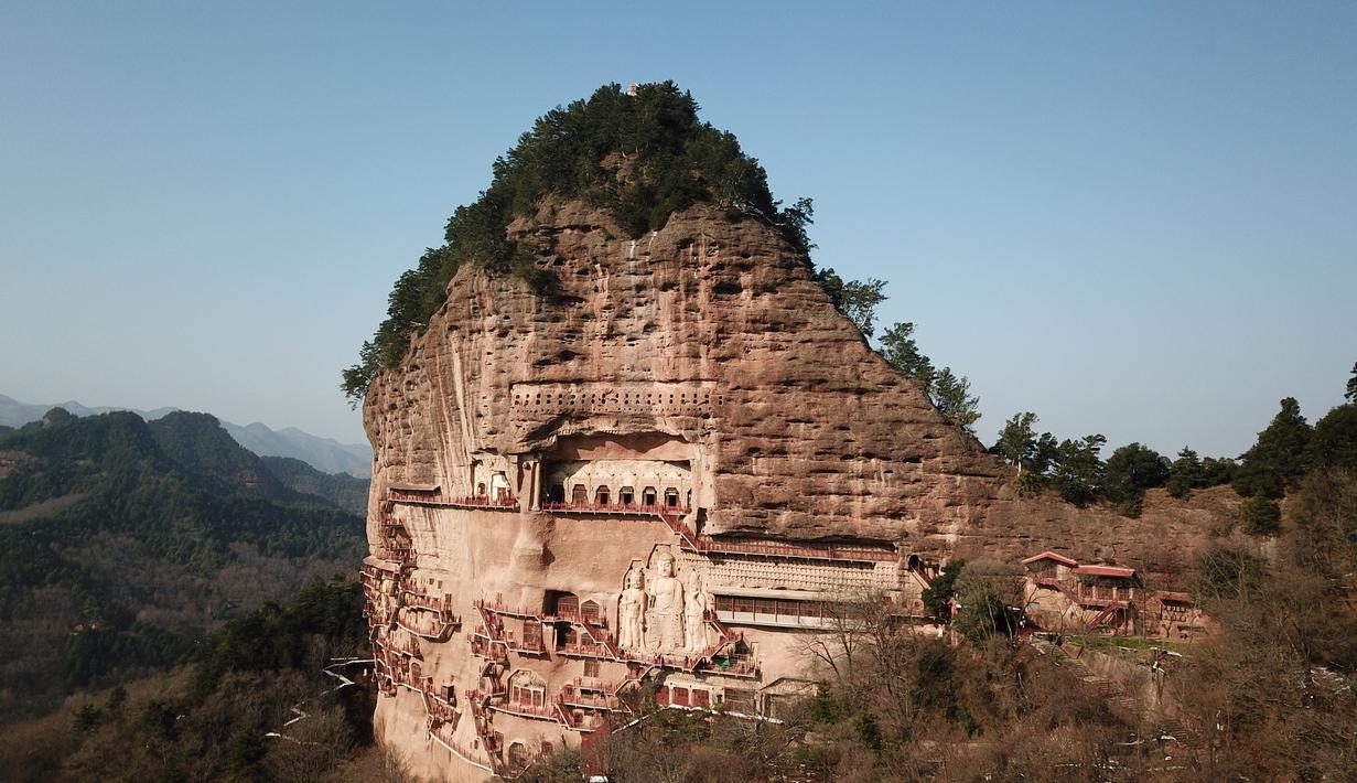 FOTO: Pemandangan Gua Gunung Maiji di Tianshui - Foto Liputan6.com