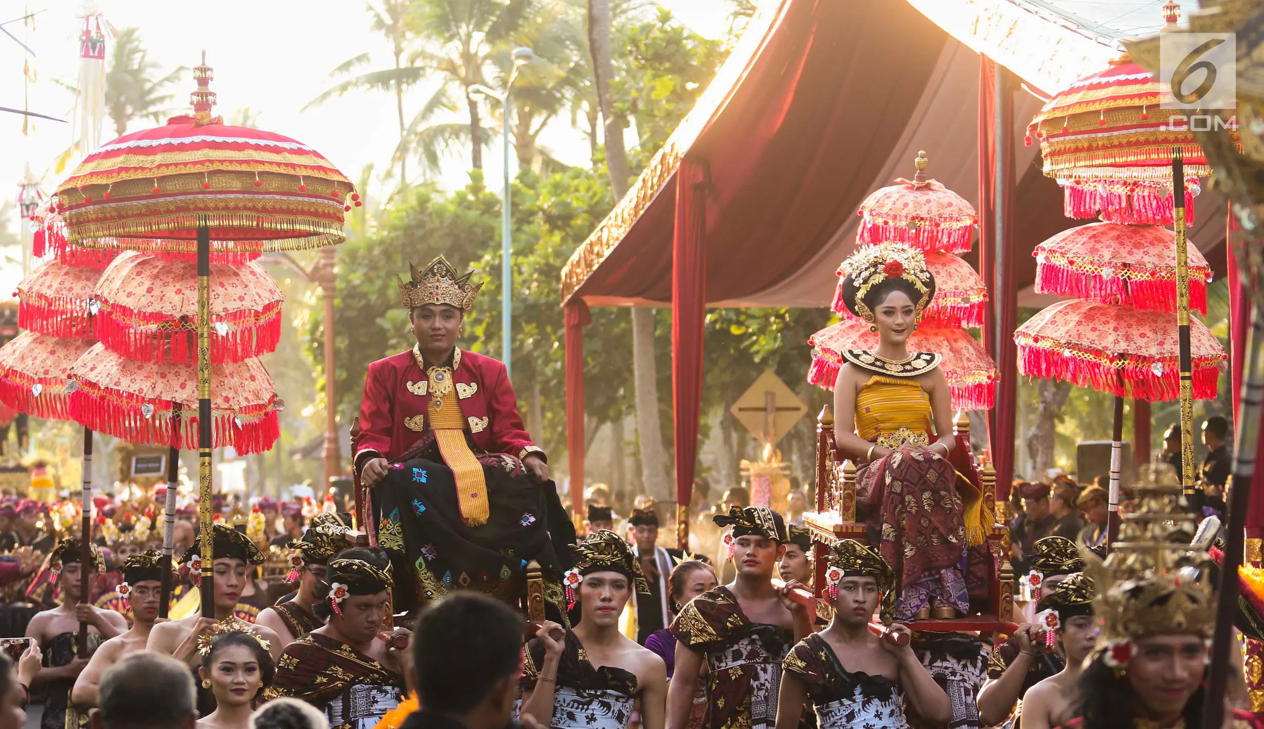 FOTO: Karnaval Budaya Bali Meriahkan Pertemuan Tahunan IMF-World Bank ...
